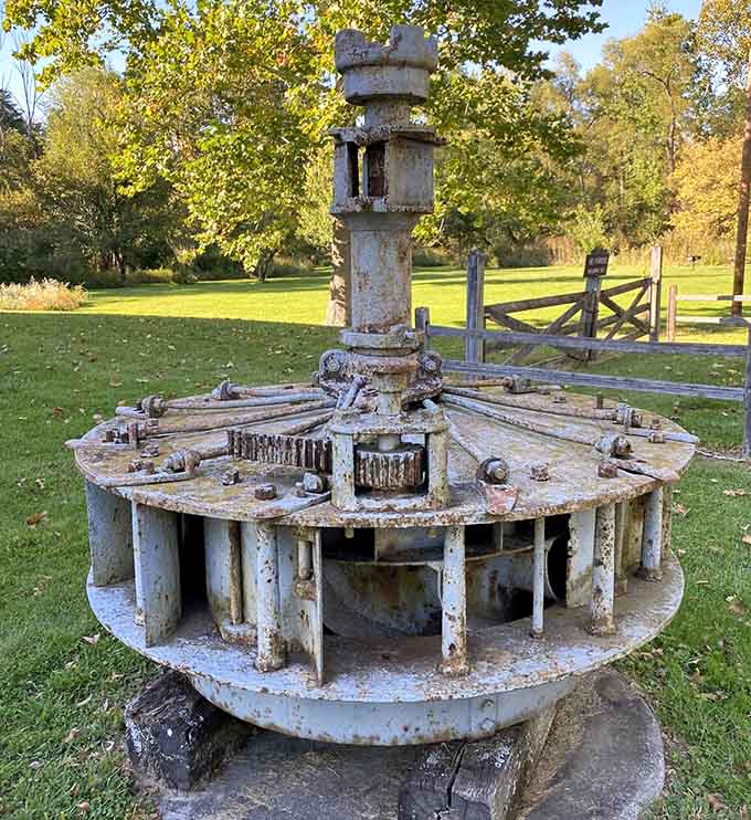 This old turbine once moved mountains of grain. Now it just sits there looking impressively wise and wonderfully rusty.