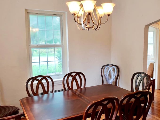 Gather round this table where every meal feels like a state dinner, minus the stuffy protocol and powdered wigs.
