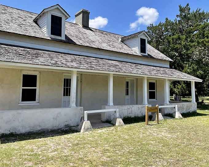 This sturdy tabby-walled cottage has quietly outlasted everything around it, and honestly, good for it.