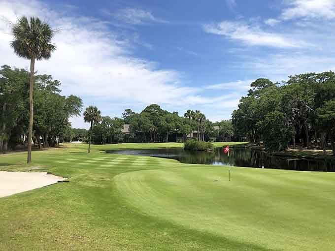 The Plantation Course at Edisto: where the scenery is so gorgeous, you'll almost forgive yourself for that triple bogey.
