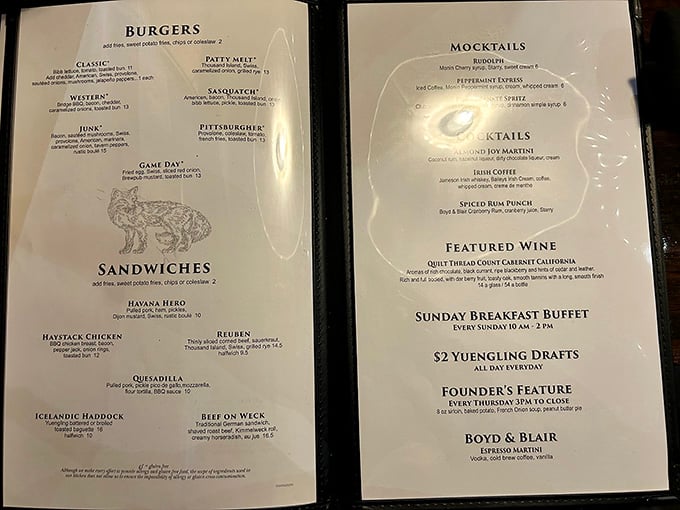 A menu that covers burgers, sandwiches, cocktails, and Sunday brunch. Decisions were never this delightfully difficult.