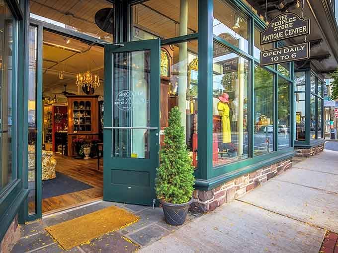 The People's Store Antique Center, where every visit feels like a treasure hunt and nobody leaves empty-handed.