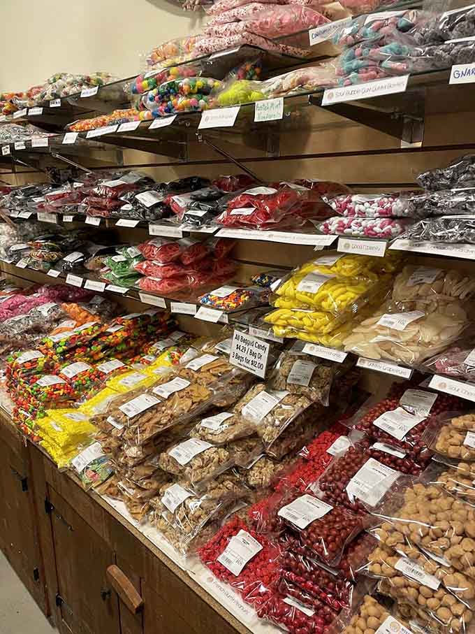 The Magical Candy Store In Pennsylvania That Feels Like Pure Bliss