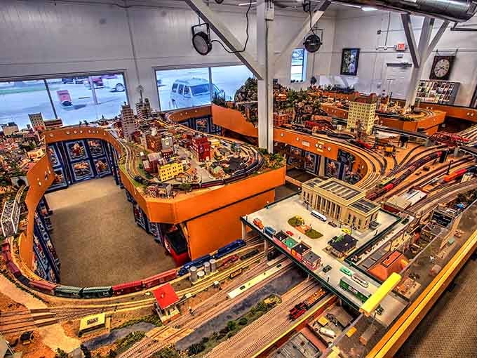 The Old Town Palestine Model Train Museum: where childhood dreams meet retirement hobbies in spectacular fashion.