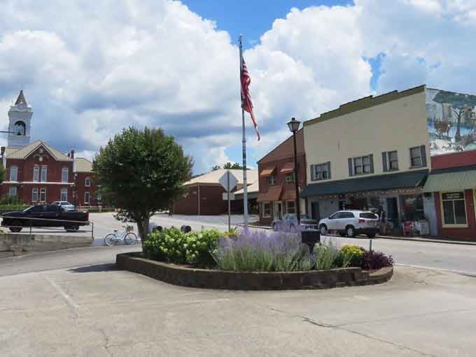 A town square so charming, you half expect someone to wave from a rocking chair.