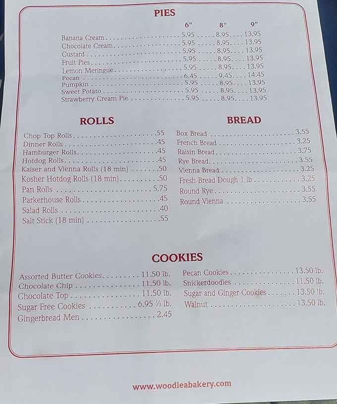 A menu this honest and straightforward deserves a standing ovation, pies, rolls, bread, and cookies all in one place.