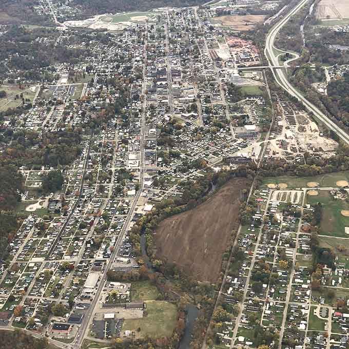 From above, this peaceful town reveals its true character: green spaces outnumber parking lots by a comfortable margin.