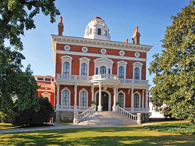 The Italian Renaissance architecture and that distinctive cupola make this house impossible to miss from any angle downtown.