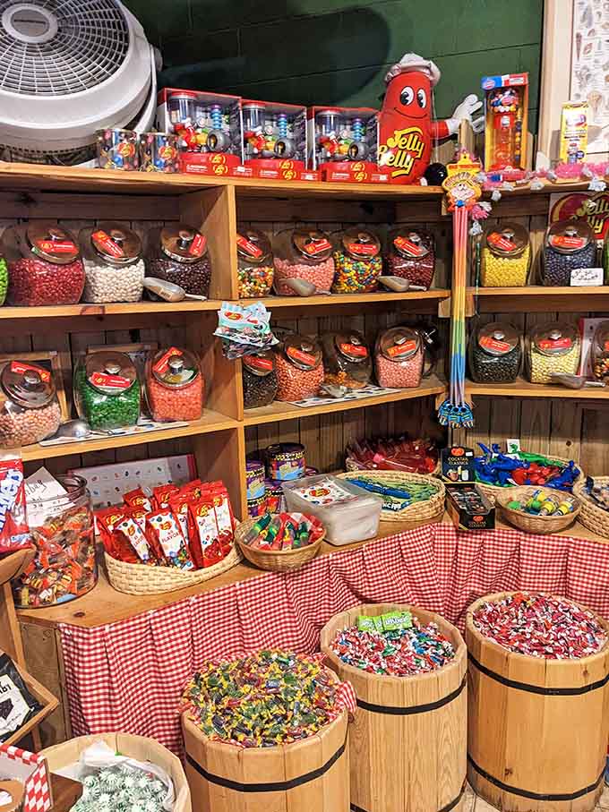 The Jelly Belly display at Bull Frog Corner is basically a rainbow you can actually eat. No complaints here.