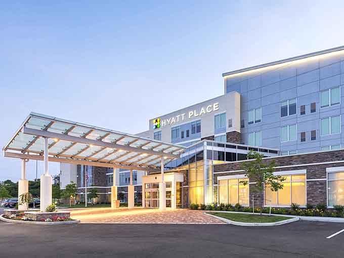 Hyatt Place Canton brings polished, comfortable lodging to a city that's already full of pleasant surprises.