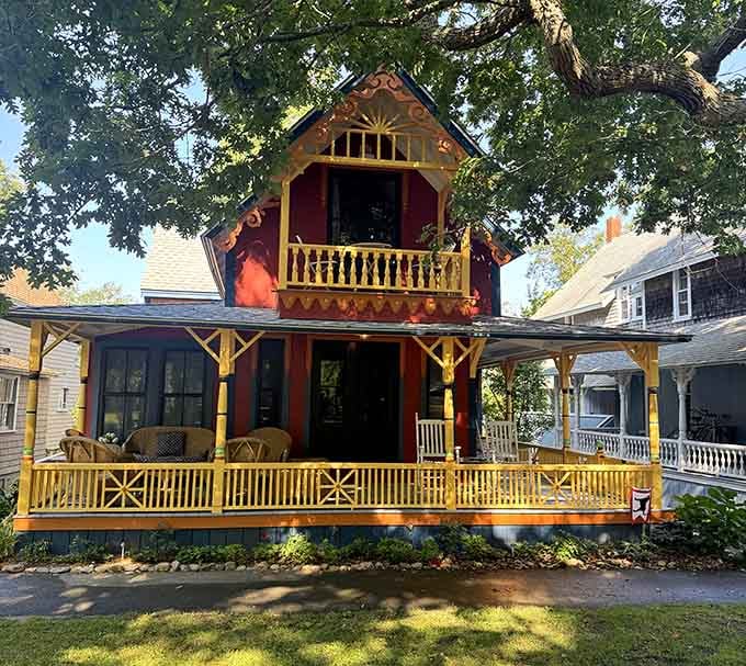 Bold red walls, sunshine yellow trim, and zero apologies. This cottage came to make a statement.