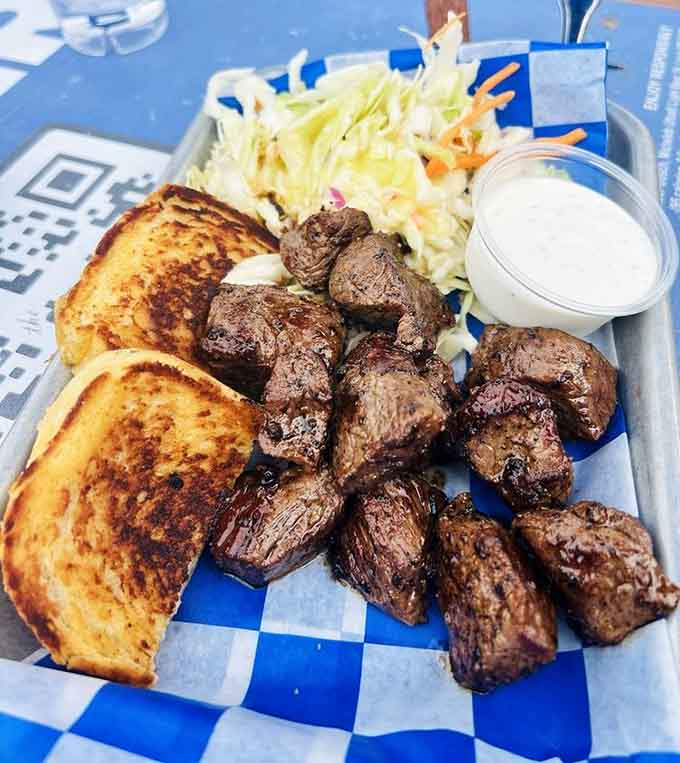 Tender steak bites, golden toast, and coleslaw on the side. Simple, satisfying, and absolutely no complaints.