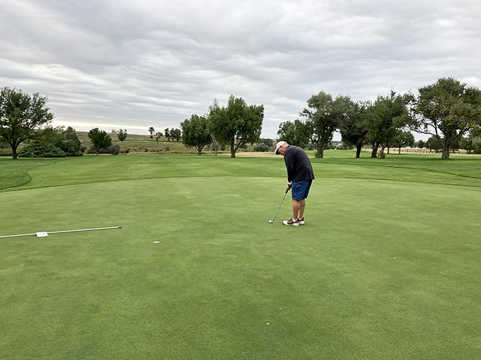 Golf on the high plains, where the only thing more wide open than the course is your schedule.