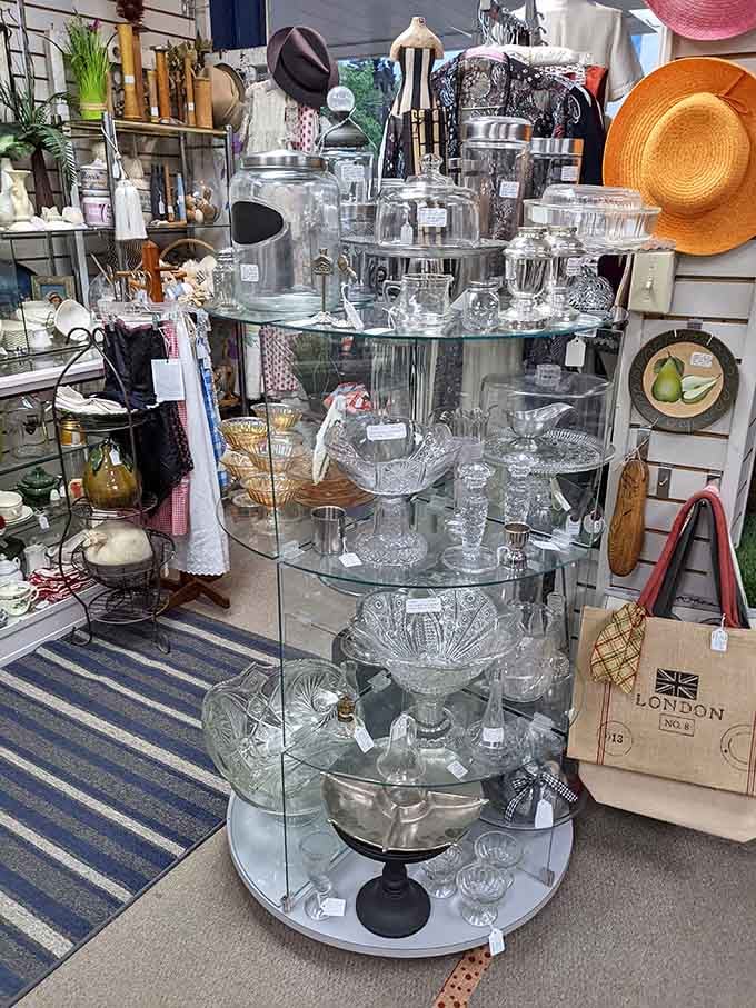 Sparkling cut glass and crystal pieces that make you feel fancy just for looking at them.