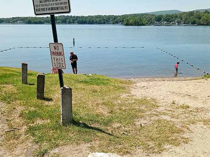 Sandy shore, sparkling water, and kids already in up to their knees. Summer at Pontoosuc Lake needs no further explanation.