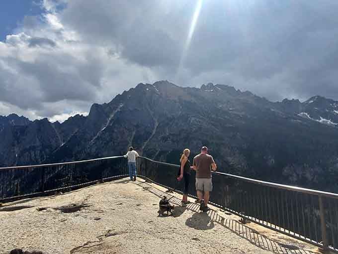When the Cascades decide to show off, they really commit, leaving visitors speechless at the railing's edge.