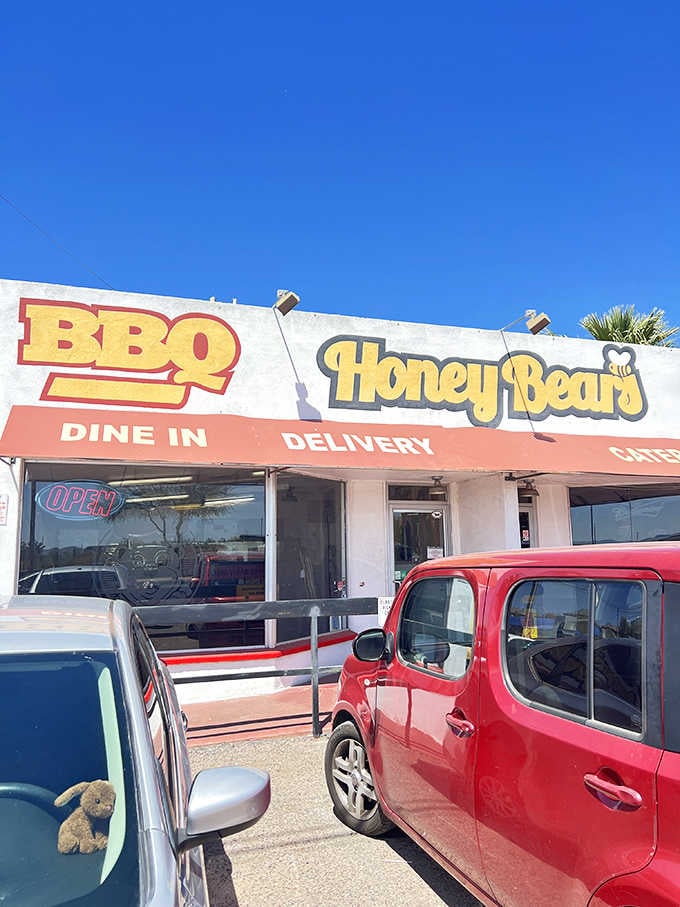 Smoky aromas and classic barbecue flavors welcome hungry visitors to Honey Bear's BBQ for a delicious Phoenix dining stop.