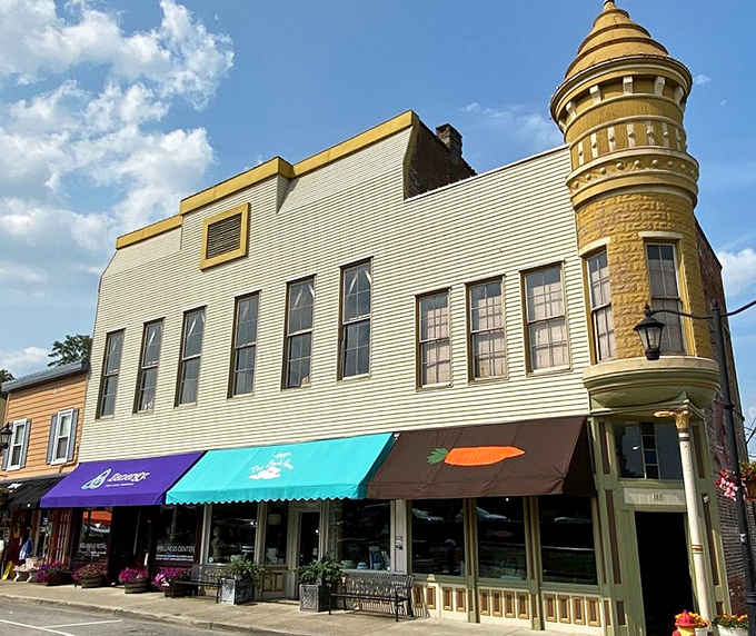 That distinctive turret catches your eye like a lighthouse guiding ships, except here it's guiding you to great eats.