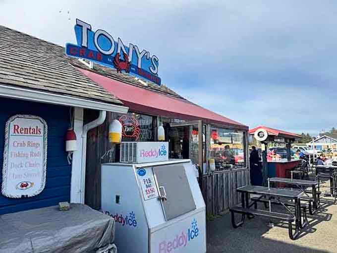 Rental crab rings, picnic tables, and that cheerful blue sign make Tony's the ultimate waterfront hangout.