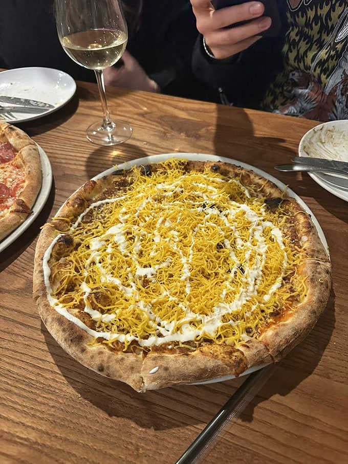 The Skyline pizza proves Cincinnati chili belongs on more than just spaghetti, controversy be delicious.