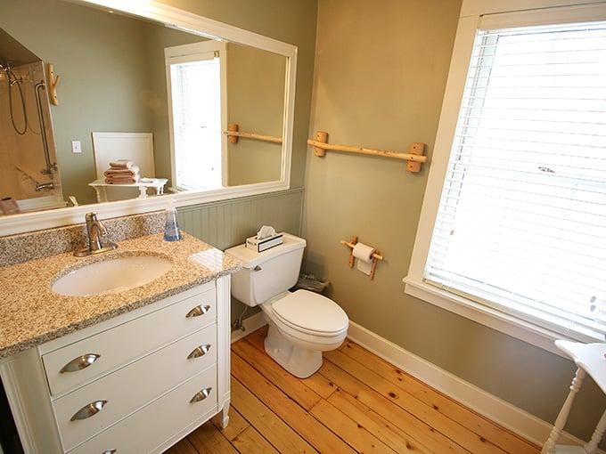 Clean, warm, and thoughtfully designed. Even the bathroom at Goldberry Woods has good manners.