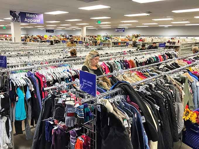 Real people, real finds, real savings. This is what a good Saturday morning looks like.