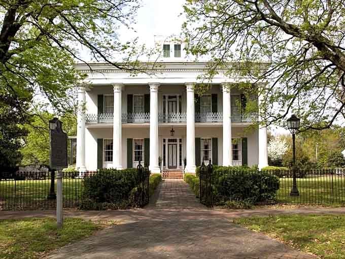 Sturdivant Hall stands like a Greek Revival dream, the kind of home that makes your jaw drop first and your wallet cry second.