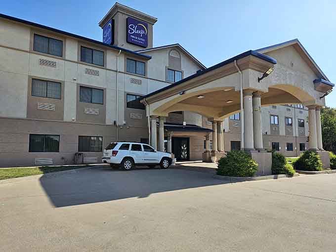 The Sleep Inn in Shamrock is your comfortable basecamp for exploring real-life Radiator Springs without roughing it one bit.