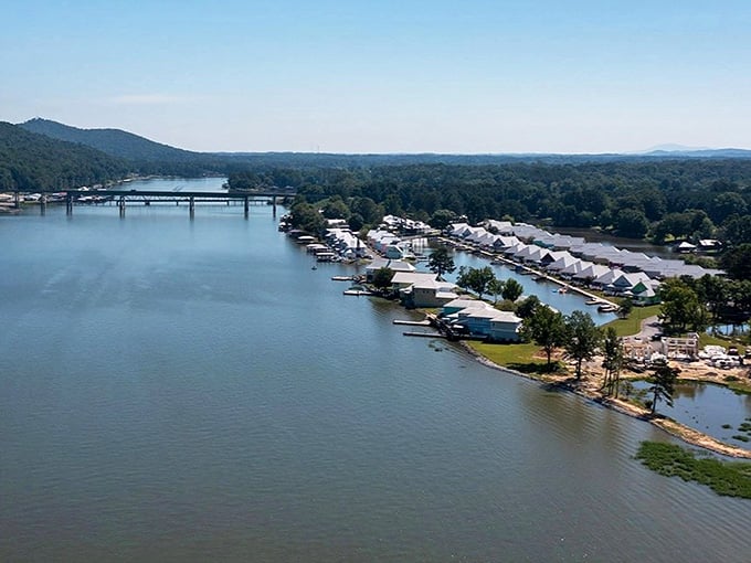 The wide, glittering Coosa River wraps around Southside's rooftops and docks, making you wonder why anyone would ever choose landlocked living again.