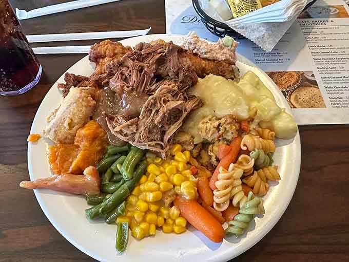 This plate has more comfort food than most people see in a week, and it's glorious.