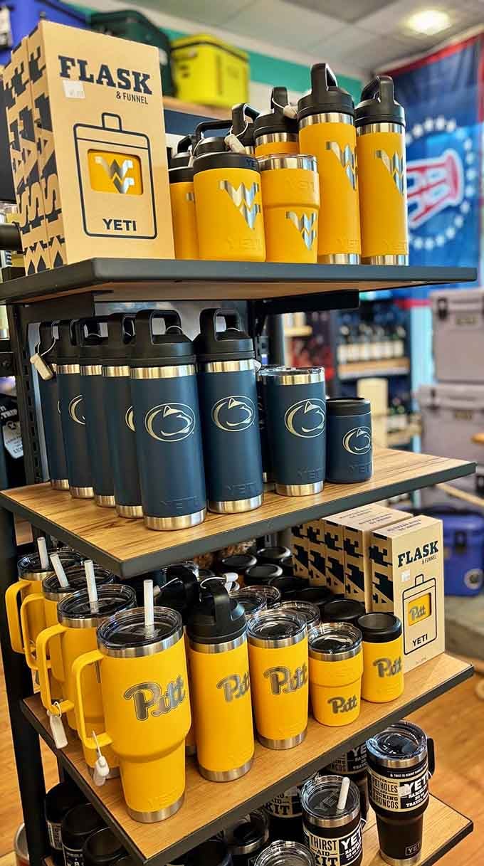 Penn State and Pitt fans can finally agree on something: these insulated bottles keep drinks perfectly cold.