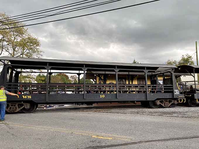 Open sides, a curved roof overhead, and fresh Maryland air, this WS car number 10 is freedom on wheels.