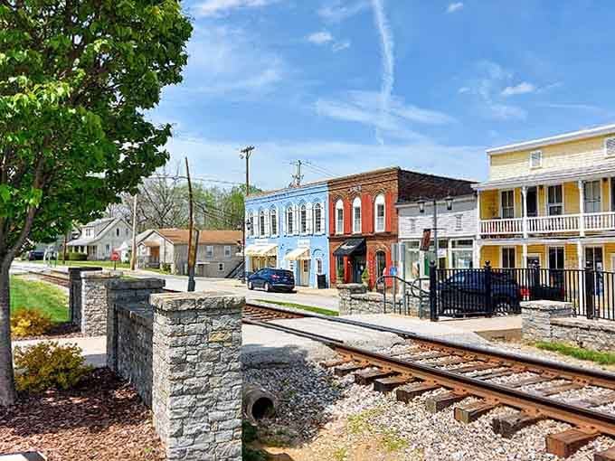 Railroad ties, stone pillars, and candy-colored storefronts, Midway has somehow turned a train track into the world's most charming front porch.