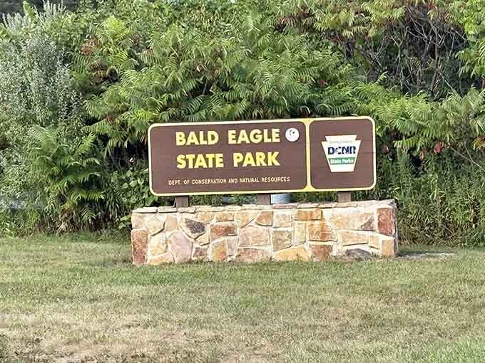 That stone and wood sign is basically Pennsylvania saying, come on in, we've been expecting you.