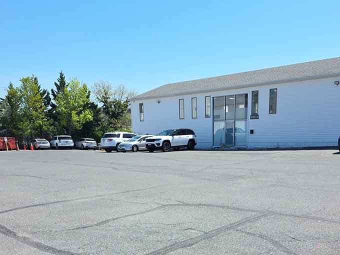 Plenty of parking means no excuses, just show up and let the bargain hunting begin.