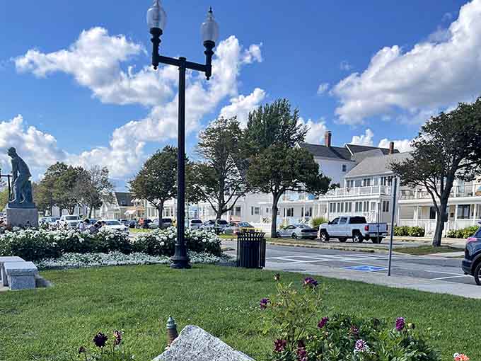 The whole scene along Stacy Boulevard feels like a postcard that actually means something deeply personal to this city.