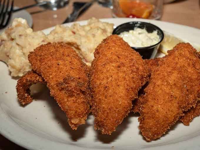 Golden, panko-crusted perch and walleye, perfectly fried and served with creamy sides. The Great Lakes never tasted so good.