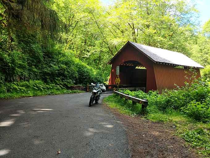 Two-wheeled adventures and covered bridges go together like coffee and Oregon mornings, perfectly matched.