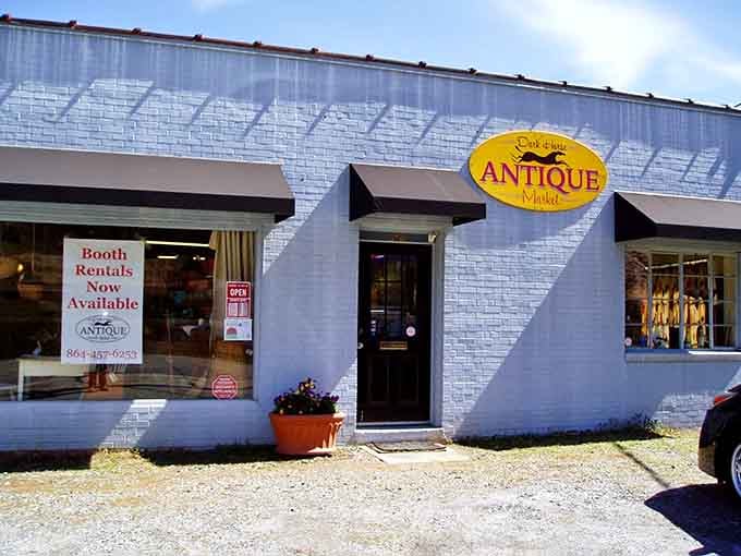 Dark Horse Antique Market: where someone else's forgotten treasure becomes your most prized possession.