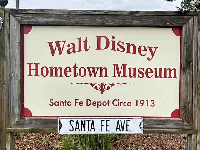 Santa Fe Avenue, circa 1913. The sign alone is worth stopping the car for a proper look.