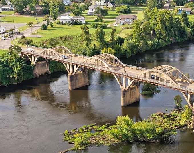 Bibb Graves Bridge arching gracefully over the Coosa, connecting both sides of town and looking gorgeous doing it.