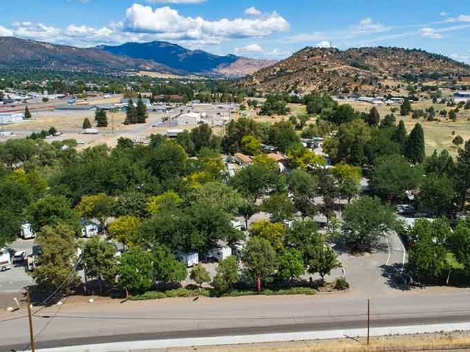 Nestled among trees with mountains watching over everything, Yreka's surroundings make every ordinary day feel like a vacation.