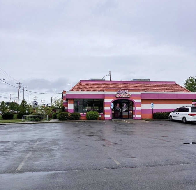 Even on a rainy Columbus day, those cheerful pink and orange stripes make Amy's Donuts look like pure sunshine.