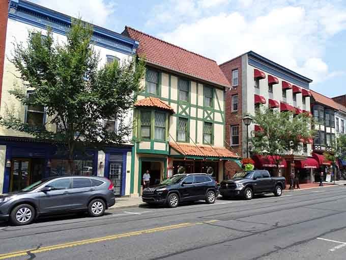 Tudor-style facades, red awnings, and a street buzzing with life &mdash; Gettysburg's Main Street is an architectural variety show worth every glance.