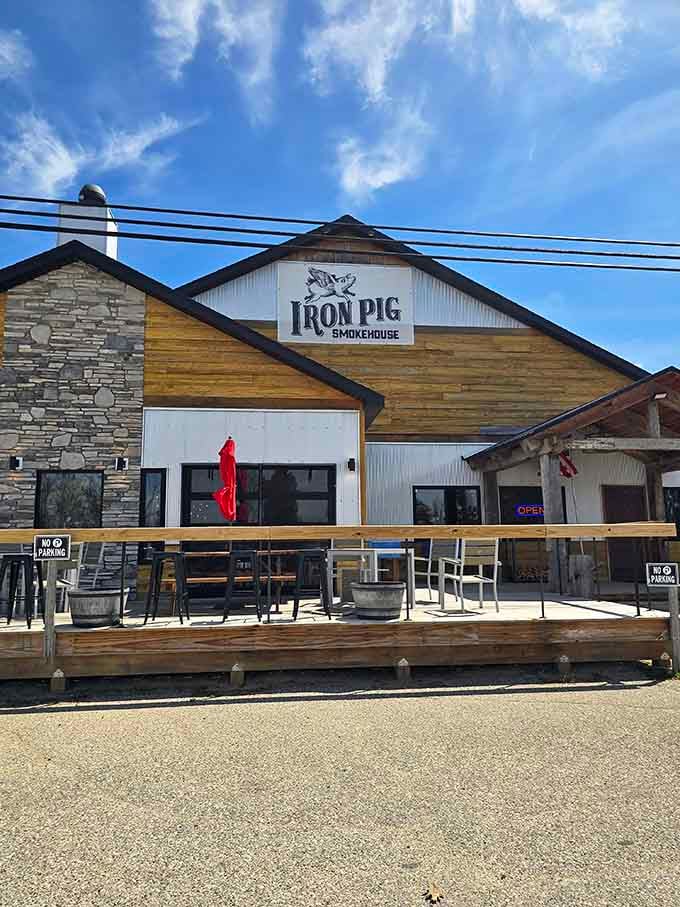 Mixed materials and modern design create a contemporary smokehouse that honors tradition while looking toward the future.