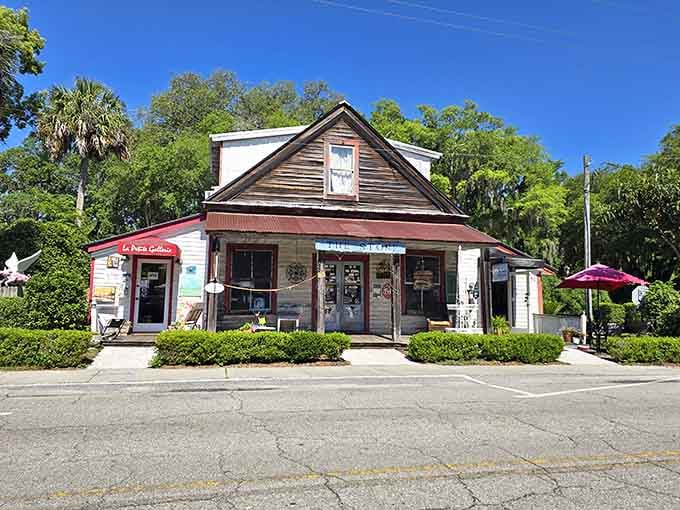 Rustic, charming, and completely irresistible, this little Old Town shop looks like it was built specifically to make you smile.