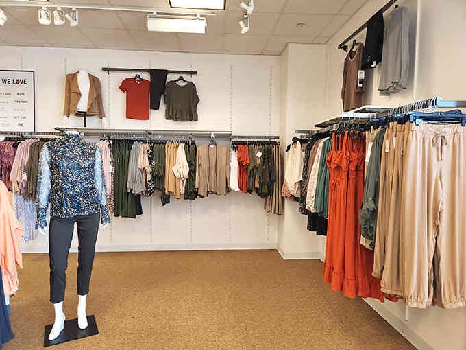 Clean, bright displays make browsing a pleasure instead of feeling like you're rummaging through someone's attic.