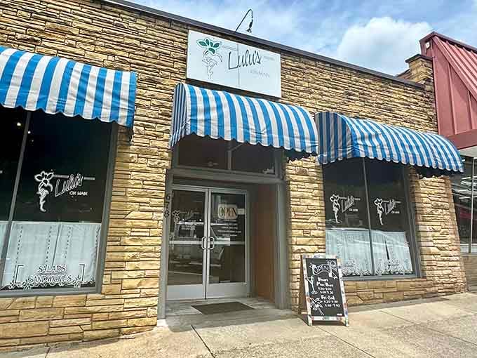 Lulu's on Main serves Mediterranean magic in the mountains, because good taste knows no geographical boundaries or limitations.