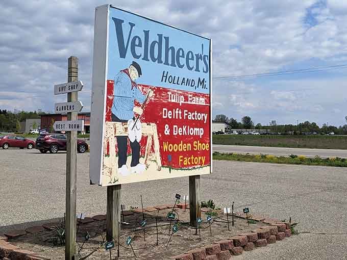 Tulip Farm, Delft Factory, Wooden Shoe Factory. This sign is basically a Dutch heritage greatest hits album.