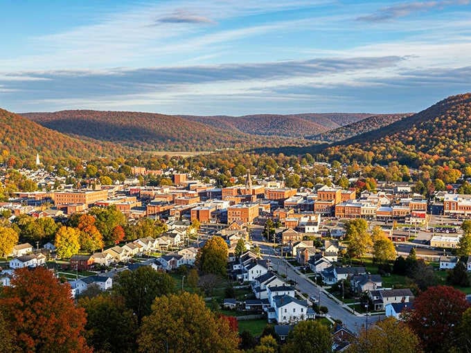 Autumn paints the surrounding hills in colors that make you understand why people write songs about fall in Pennsylvania.